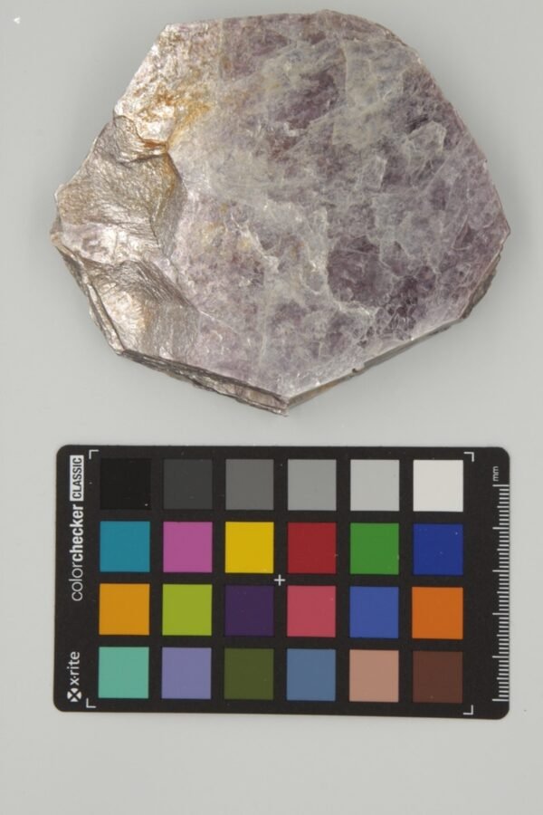 Lithium Mineral Color | Cm Mining Corporation